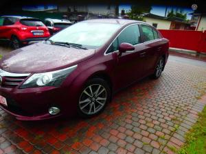 Красный Тойота Авенсис 2012 в Каунас, объемом двигателя 1.80 л и пробегом 200 тыс. км за 5300 €, фото 7 на AUTOMOTO.COM.LV