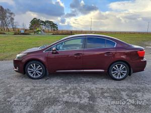 Red Toyota Avensis 2013 in Parnu, with an engine capacity of 1.80 L and mileage of 219 thousand km for 7500 €, photo 4 on AUTOMOTO.COM.LV