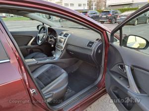 Red Toyota Avensis 2013 in Parnu, with an engine capacity of 1.80 L and mileage of 219 thousand km for 7500 €, photo 6 on AUTOMOTO.COM.LV