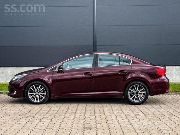 Красный Тойота Авенсис 2013 в Рига, объемом двигателя 2.20 л и пробегом 314 тыс. км за 5490 €, фото 5 на AUTOMOTO.COM.LV