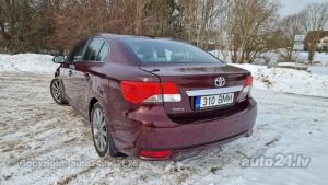 Red Toyota Avensis 2014 in Tallinn, with an engine capacity of 2.00 L and mileage of 120 thousand km for 8500 €, photo 6 on AUTOMOTO.COM.LV