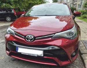 Sarkans Toyota Avensis 2017 Viļņa, ar dzinēja tilpumu 1.80 L un nobraukumu 44 tūkst. km par 15500 €, foto 8 vietnē AUTOMOTO.COM.LV