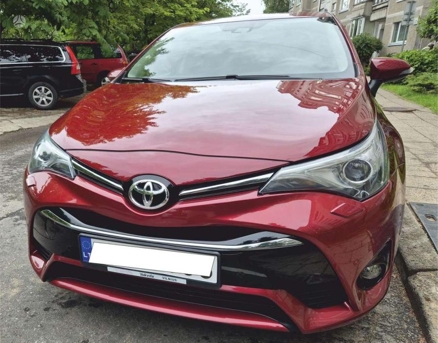 Sarkans Toyota Avensis 2017 Viļņa, ar dzinēja tilpumu 1.80 L un nobraukumu 44 tūkst. km par 15500 €, foto 8 vietnē AUTOMOTO.COM.LV