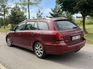 Красный Тойота Авенсис 2003 в Вильнюс, объемом двигателя 2.00 л и пробегом 362 тыс. км за 930 €, фото 3 на AUTOMOTO.COM.LV