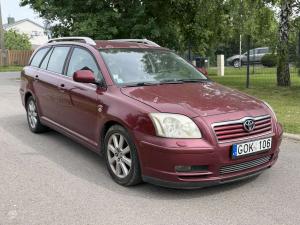 Красный Тойота Авенсис 2003 в Вильнюс, объемом двигателя 2.00 л и пробегом 362 тыс. км за 930 €, фото 4 на AUTOMOTO.COM.LV