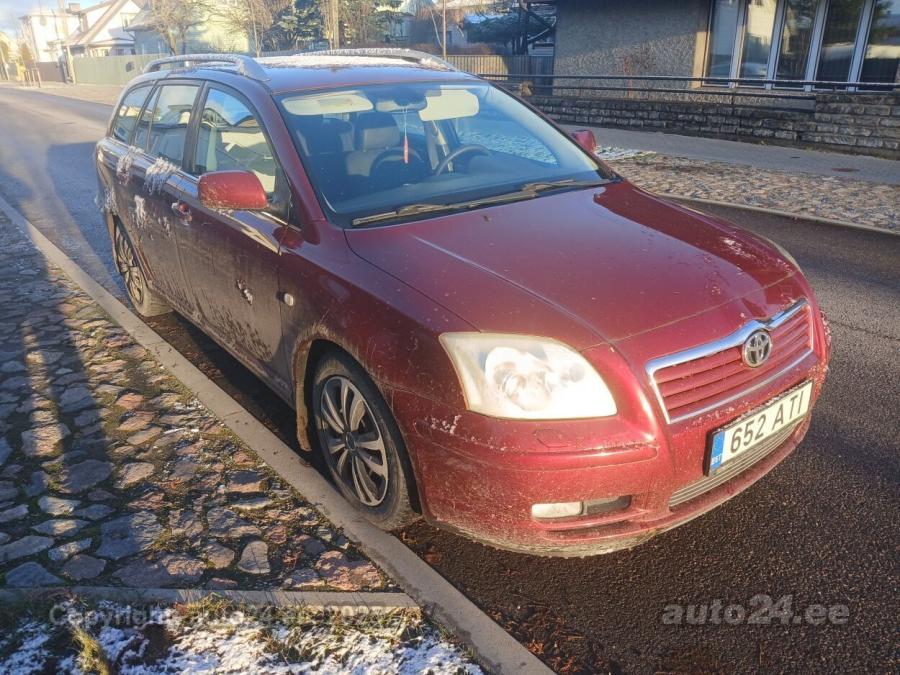 Red Toyota Avensis 2004 in Rakvere, with an engine capacity of 2.00 L and mileage of 395 thousand km for 1500 €, photo 3 on AUTOMOTO.COM.LV