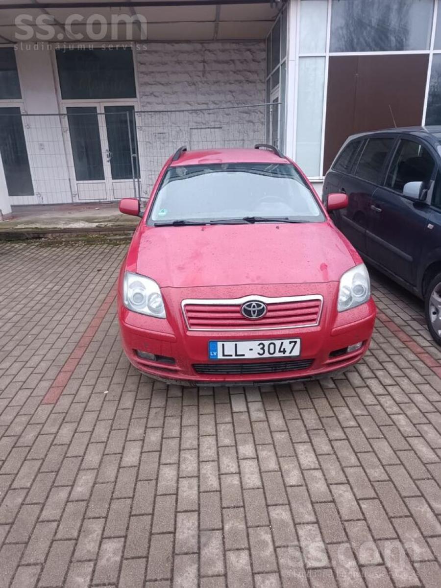 Sarkans Toyota Avensis 2004 Rīga, ar dzinēja tilpumu 2.00 L un nobraukumu 365 tūkst. km par 1300 €, foto 1 vietnē AUTOMOTO.COM.LV