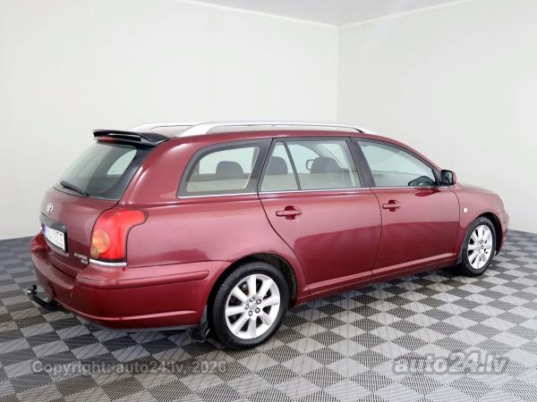 Sarkans Toyota Avensis 2004 Tallina, ar dzinēja tilpumu 2.00 L un nobraukumu 316 tūkst. km par 1299 €, foto 3 vietnē AUTOMOTO.COM.LV