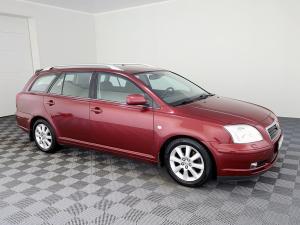 Red Toyota Avensis 2004 in Tallinn, with an engine capacity of 2.00 L and mileage of 316 thousand km for 1099 €, photo 9 on AUTOMOTO.COM.LV