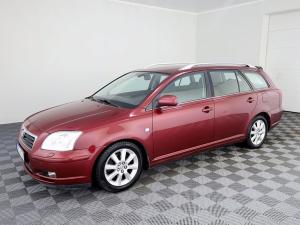 Red Toyota Avensis 2004 in Tallinn, with an engine capacity of 2.00 L and mileage of 316 thousand km for 1099 €, photo 10 on AUTOMOTO.COM.LV