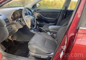 Sarkans Toyota Avensis 2005 Rīga, ar dzinēja tilpumu 1.80 L un nobraukumu 359 tūkst. km par 1650 €, foto 12 vietnē AUTOMOTO.COM.LV