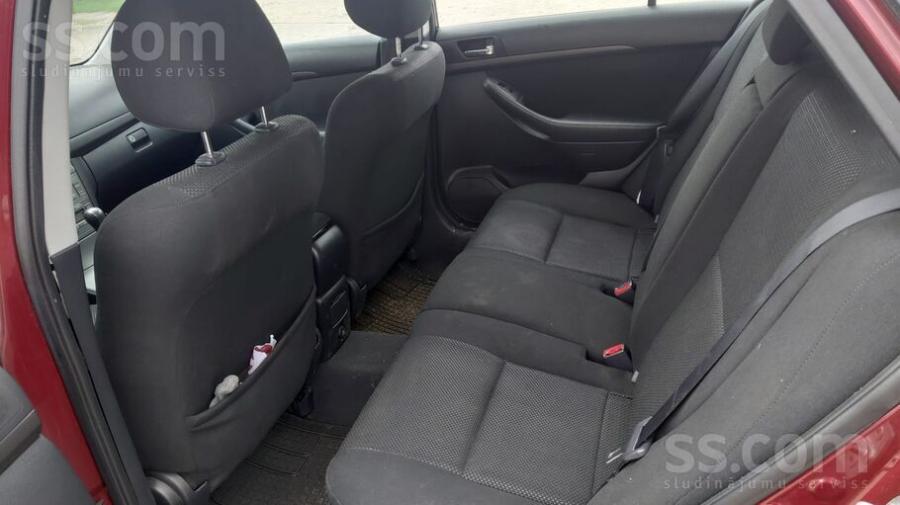 Sarkans Toyota Avensis 2006 Limbaži, ar dzinēja tilpumu 1.80 L un nobraukumu 308 tūkst. km par 900 €, foto 8 vietnē AUTOMOTO.COM.LV