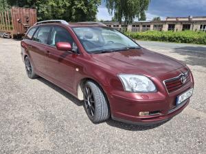 Красный Тойота Авенсис 2006 в Валмиера, объемом двигателя 1.80 л и пробегом 307 тыс. км за 1200 €, фото 4 на AUTOMOTO.COM.LV