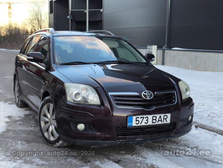 Sarkans Toyota Avensis 2007 Tallina, ar dzinēja tilpumu 2.20 L un nobraukumu 339 tūkst. km par 2488 €, foto 1 vietnē AUTOMOTO.COM.LV