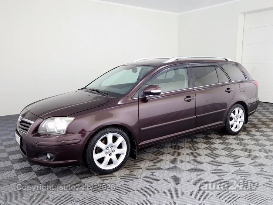 Sarkans Toyota Avensis 2008 Tallina, ar dzinēja tilpumu 2.00 L un nobraukumu 292 tūkst. km par 2199 €, foto 3 vietnē AUTOMOTO.COM.LV