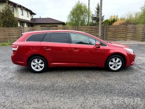 Sarkans Toyota Avensis 2011 Saldus, ar dzinēja tilpumu 2.00 L un nobraukumu 363 tūkst. km par 3950 €, foto 5 vietnē AUTOMOTO.COM.LV