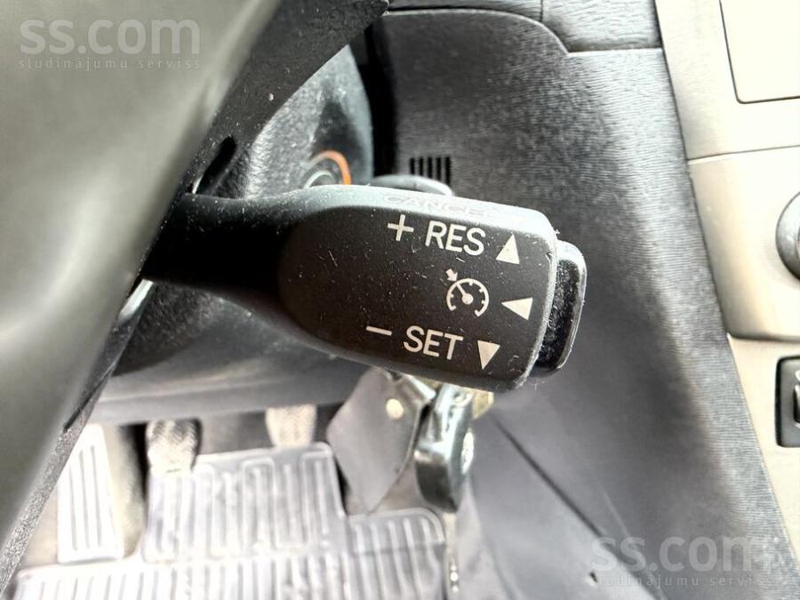 Sarkans Toyota Avensis 2011 Saldus, ar dzinēja tilpumu 2.00 L un nobraukumu 363 tūkst. km par 3950 €, foto 28 vietnē AUTOMOTO.COM.LV