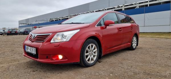 Sarkans Toyota Avensis 2011 Rīga, ar dzinēja tilpumu 2.00 L un nobraukumu 234 tūkst. km par 5750 €, foto 1 vietnē AUTOMOTO.COM.LV