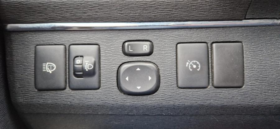Sarkans Toyota Avensis 2011 Rīga, ar dzinēja tilpumu 2.00 L un nobraukumu 234 tūkst. km par 5750 €, foto 21 vietnē AUTOMOTO.COM.LV