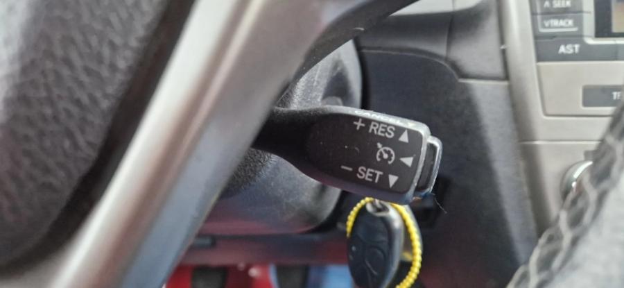 Sarkans Toyota Avensis 2011 Rīga, ar dzinēja tilpumu 2.00 L un nobraukumu 234 tūkst. km par 5750 €, foto 22 vietnē AUTOMOTO.COM.LV