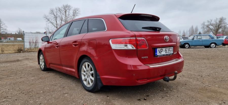 Sarkans Toyota Avensis 2011 Rīga, ar dzinēja tilpumu 2.00 L un nobraukumu 234 tūkst. km par 5750 €, foto 34 vietnē AUTOMOTO.COM.LV