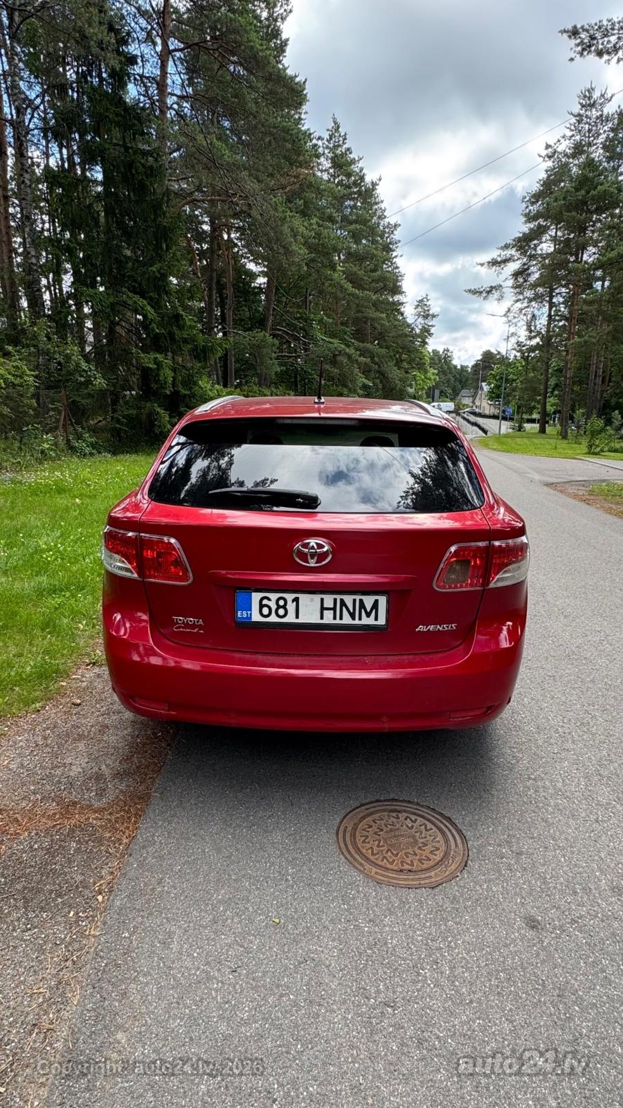 Red Toyota Avensis 2011 in Tallinn, with an engine capacity of 2.20 L and mileage of 242 thousand km for 5990 €, photo 5 on AUTOMOTO.COM.LV