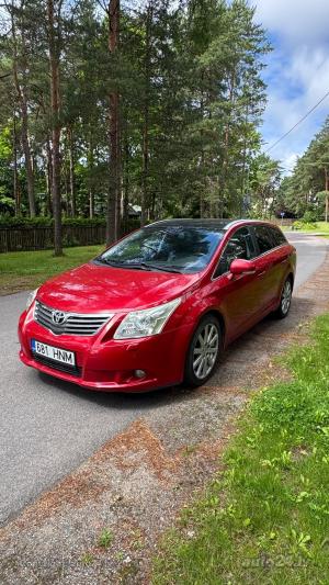 Red Toyota Avensis 2011 in Tallinn, with an engine capacity of 2.20 L and mileage of 242 thousand km for 5990 €, photo 8 on AUTOMOTO.COM.LV