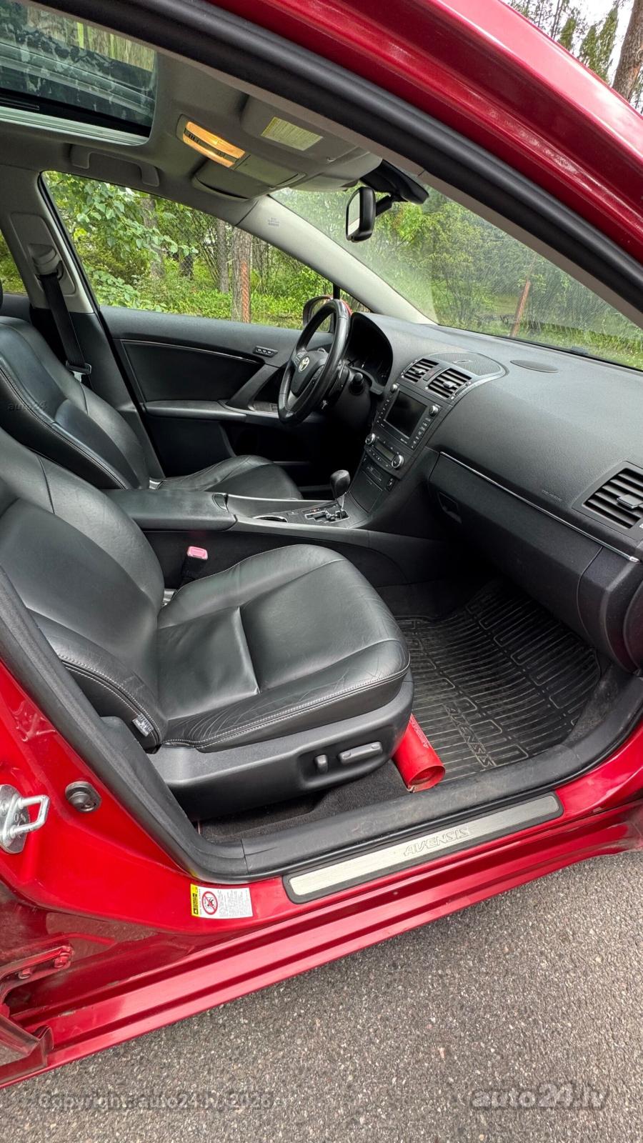 Red Toyota Avensis 2011 in Tallinn, with an engine capacity of 2.20 L and mileage of 242 thousand km for 5990 €, photo 18 on AUTOMOTO.COM.LV