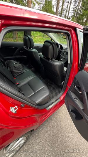 Red Toyota Avensis 2011 in Tallinn, with an engine capacity of 2.20 L and mileage of 242 thousand km for 5990 €, photo 20 on AUTOMOTO.COM.LV
