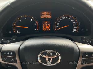 Красный Тойота Авенсис 2011 в Тарту, объемом двигателя 2.20 л и пробегом 251 тыс. км за 4000 €, фото 4 на AUTOMOTO.COM.LV