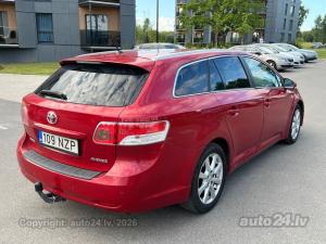 Красный Тойота Авенсис 2011 в Тарту, объемом двигателя 2.20 л и пробегом 251 тыс. км за 4000 €, фото 6 на AUTOMOTO.COM.LV