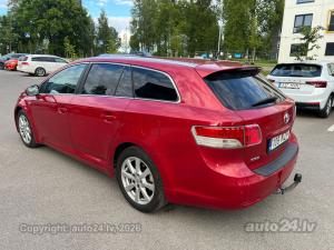 Красный Тойота Авенсис 2011 в Тарту, объемом двигателя 2.20 л и пробегом 251 тыс. км за 4000 €, фото 7 на AUTOMOTO.COM.LV