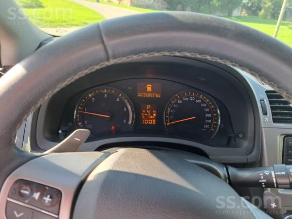 Toyota Avensis 2011 Balvi vietnē Sarkans Toyota Avensis 2011 Balvi, ar dzinēja tilpumu 2.20 L un nobraukumu 269 tūkst. km par 3800 €, foto 10 vietnē AUTOMOTO.COM.LV