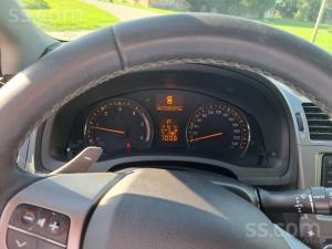 Sarkans Toyota Avensis 2011 Balvi, ar dzinēja tilpumu 2.20 L un nobraukumu 269 tūkst. km par 3800 €, foto 10 vietnē AUTOMOTO.COM.LV