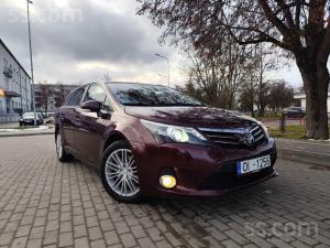 Red Toyota Avensis 2012 in Rezekne, with an engine capacity of 2.20 L and mileage of 333 thousand km for 6250 €, photo 2 on AUTOMOTO.COM.LV