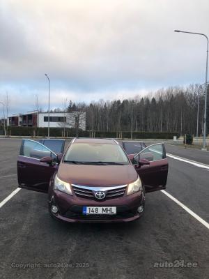 Red Toyota Avensis 2012 in Tallinn, with an engine capacity of 2.00 L and mileage of 241 thousand km for 5500 €, photo 23 on AUTOMOTO.COM.LV
