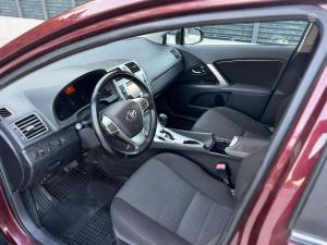 Sarkans Toyota Avensis 2013 Viļņa, ar dzinēja tilpumu 2.00 L un nobraukumu 332 tūkst. km par 4300 €, foto 9 vietnē AUTOMOTO.COM.LV