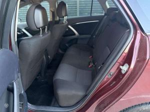 Sarkans Toyota Avensis 2013 Viļņa, ar dzinēja tilpumu 2.00 L un nobraukumu 332 tūkst. km par 4300 €, foto 19 vietnē AUTOMOTO.COM.LV