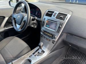 Red Toyota Avensis 2013 in Paide, with an engine capacity of 1.80 L and mileage of 265 thousand km for 6490 €, photo 17 on AUTOMOTO.COM.LV