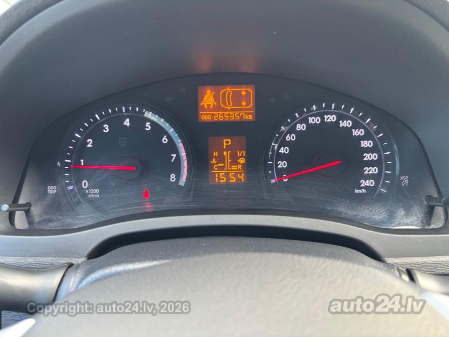 Red Toyota Avensis 2013 in Paide, with an engine capacity of 1.80 L and mileage of 265 thousand km for 6490 €, photo 32 on AUTOMOTO.COM.LV