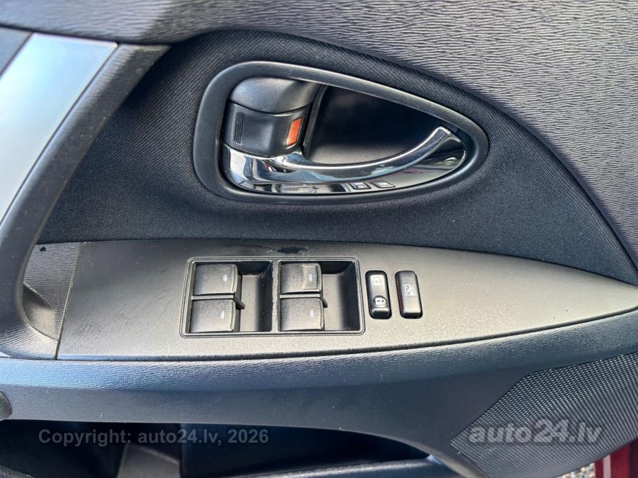 Red Toyota Avensis 2013 in Paide, with an engine capacity of 1.80 L and mileage of 265 thousand km for 6490 €, photo 41 on AUTOMOTO.COM.LV