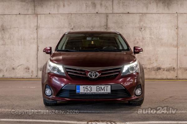 Red Toyota Avensis 2014 in Tallinn, with an engine capacity of 2.00 L and mileage of 168 thousand km for 8500 €, photo 2 on AUTOMOTO.COM.LV