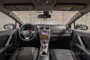 Красный Тойота Авенсис 2014 в Таллин, объемом двигателя 2.00 л и пробегом 168 тыс. км за 8500 €, фото 7 на AUTOMOTO.COM.LV