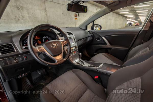 Red Toyota Avensis 2014 in Tallinn, with an engine capacity of 2.00 L and mileage of 168 thousand km for 8500 €, photo 8 on AUTOMOTO.COM.LV
