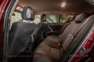 Красный Тойота Авенсис 2014 в Таллин, объемом двигателя 2.00 л и пробегом 168 тыс. км за 8500 €, фото 11 на AUTOMOTO.COM.LV