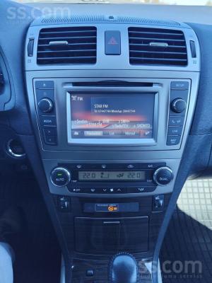 Sarkans Toyota Avensis 2015 Rīga, ar dzinēja tilpumu 1.80 L un nobraukumu 165 tūkst. km par 8500 €, foto 4 vietnē AUTOMOTO.COM.LV