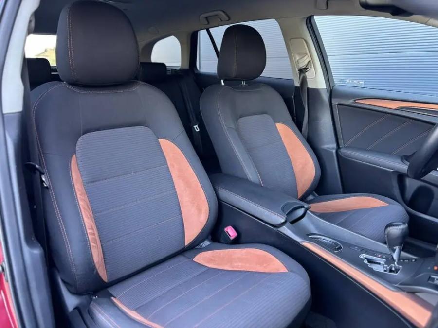 Красный Тойота Авенсис 2017 в Рига, объемом двигателя 1.80 л и пробегом 142 тыс. км за 12495 €, фото 14 на AUTOMOTO.COM.LV