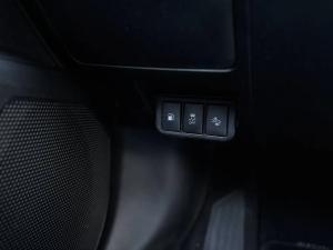 Красный Тойота Авенсис 2017 в Рига, объемом двигателя 1.80 л и пробегом 142 тыс. км за 12495 €, фото 21 на AUTOMOTO.COM.LV