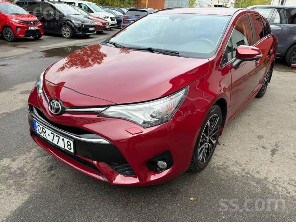 Toyota Avensis 2017 in Riga on AUTOMOTO.COM.LV Red Toyota Avensis 2017 in Riga, with an engine capacity of 1.80 L and mileage of 98 thousand km for 11300 €, photo 1 on AUTOMOTO.COM.LV