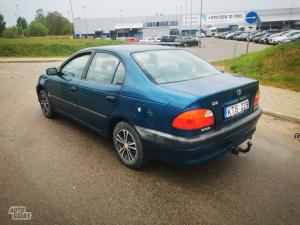 Toyota Avensis 1998 Ukmergė, ar dzinēja tilpumu 1.80 L un nobraukumu 300 tūkst. km par 1100 €, foto 7 vietnē AUTOMOTO.COM.LV